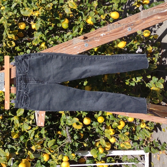 Free Assembly | Jeans | Free Assembly Black Jeans High Rise Skinny 2 ...